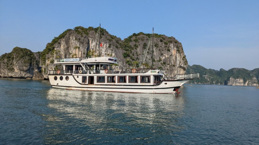 Serenity Day Cruise Halong Bay - Viet Express Travel