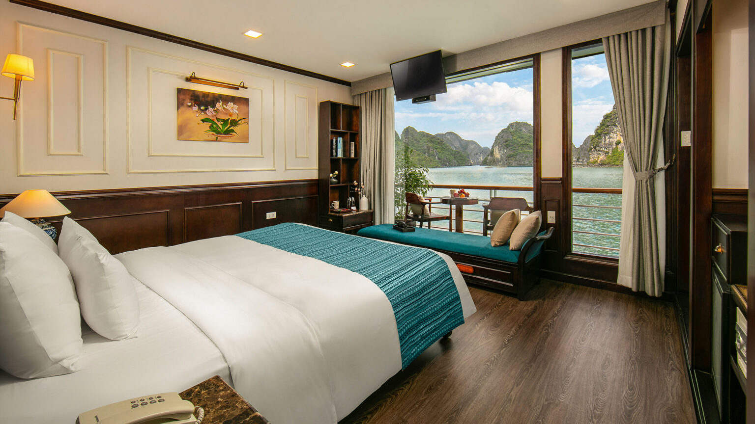 Premium Deluxe|Orchid Trendy Cruise Halong Bay - Viet Express Travel
