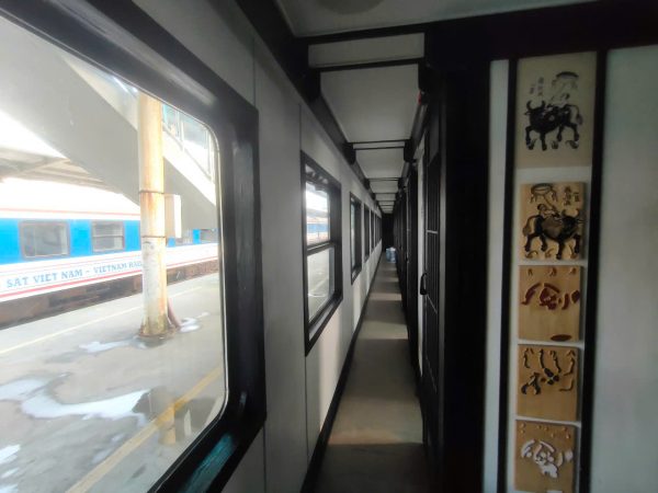 Chapa Premium Express - Viet Express Travel