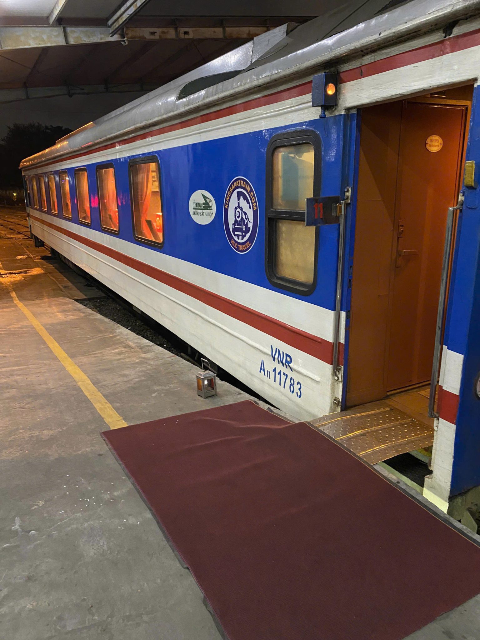 Sapa to Hanoi train - Viet Express Travel