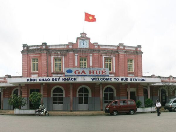 Hue Railway Station Overview: Facilities, Travel Tips - Viet Express Travel